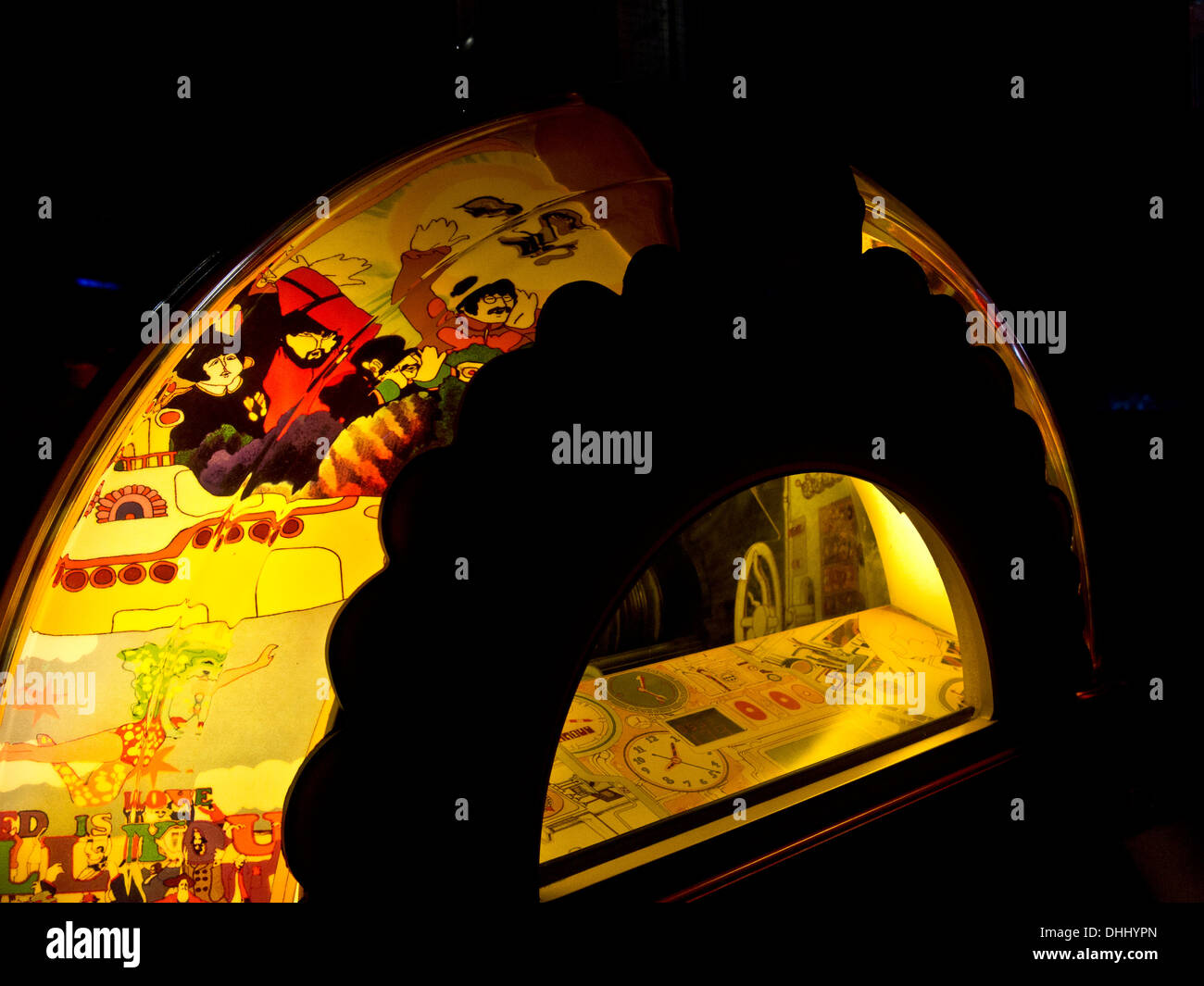 Jukebox with Beatles Yellow Submarine drawing at the legendary Cavern ...