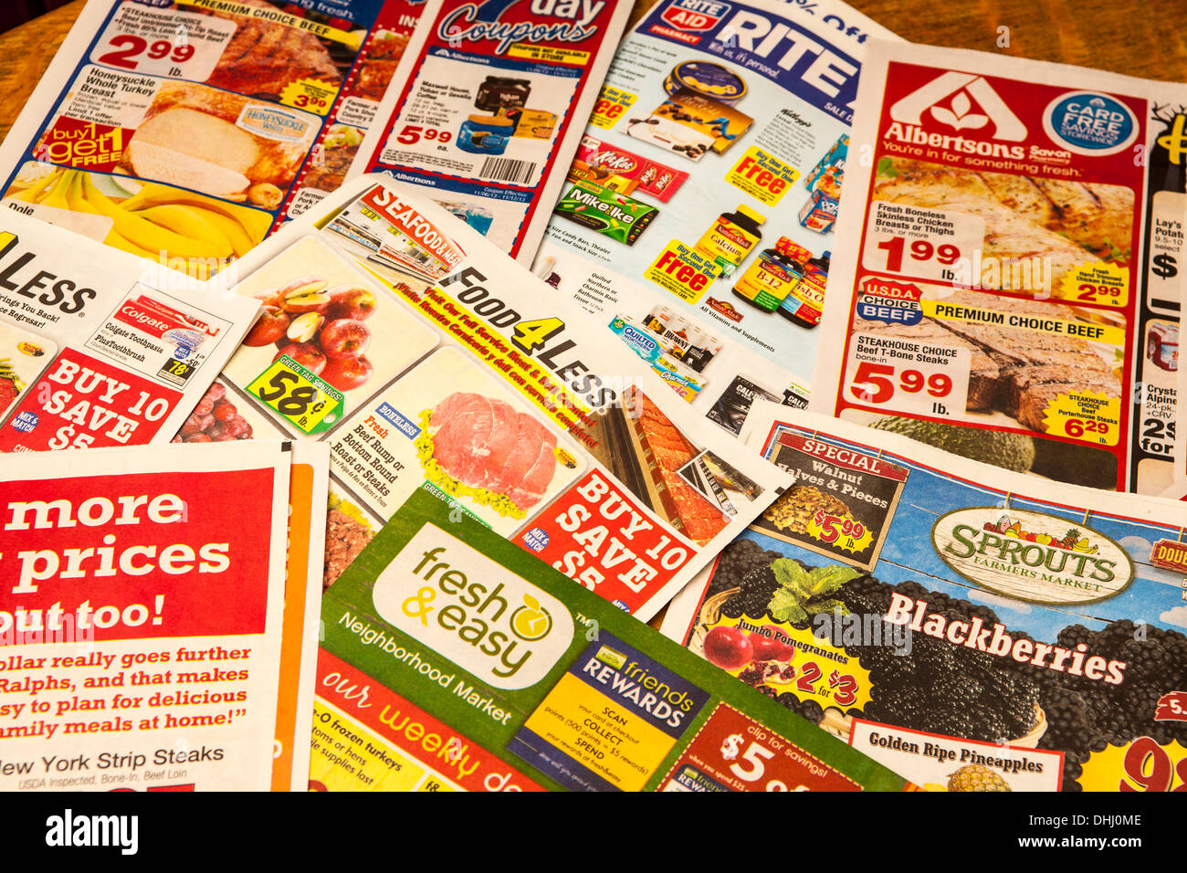 Los Angeles California grocery store advertisements that arrive through ...