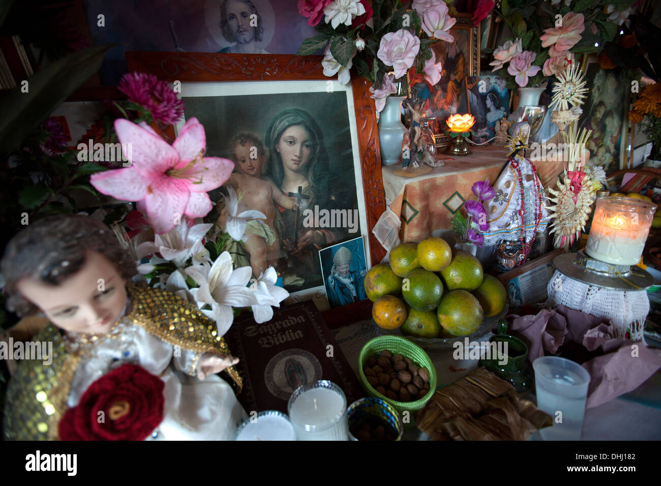 Altar Of The Virgin Mary High Resolution Stock Photography and Images ...