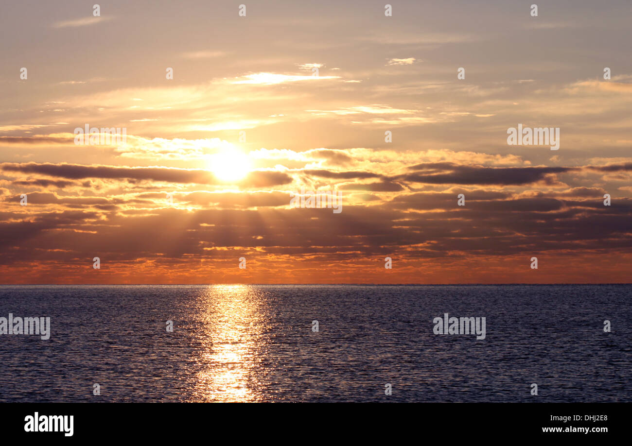 Sea sun and view hi-res stock photography and images - Alamy