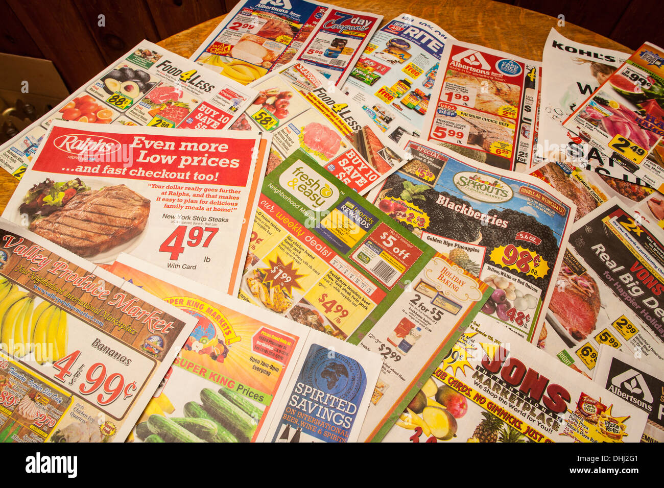 Los Angeles California grocery store advertisements that arrive through ...