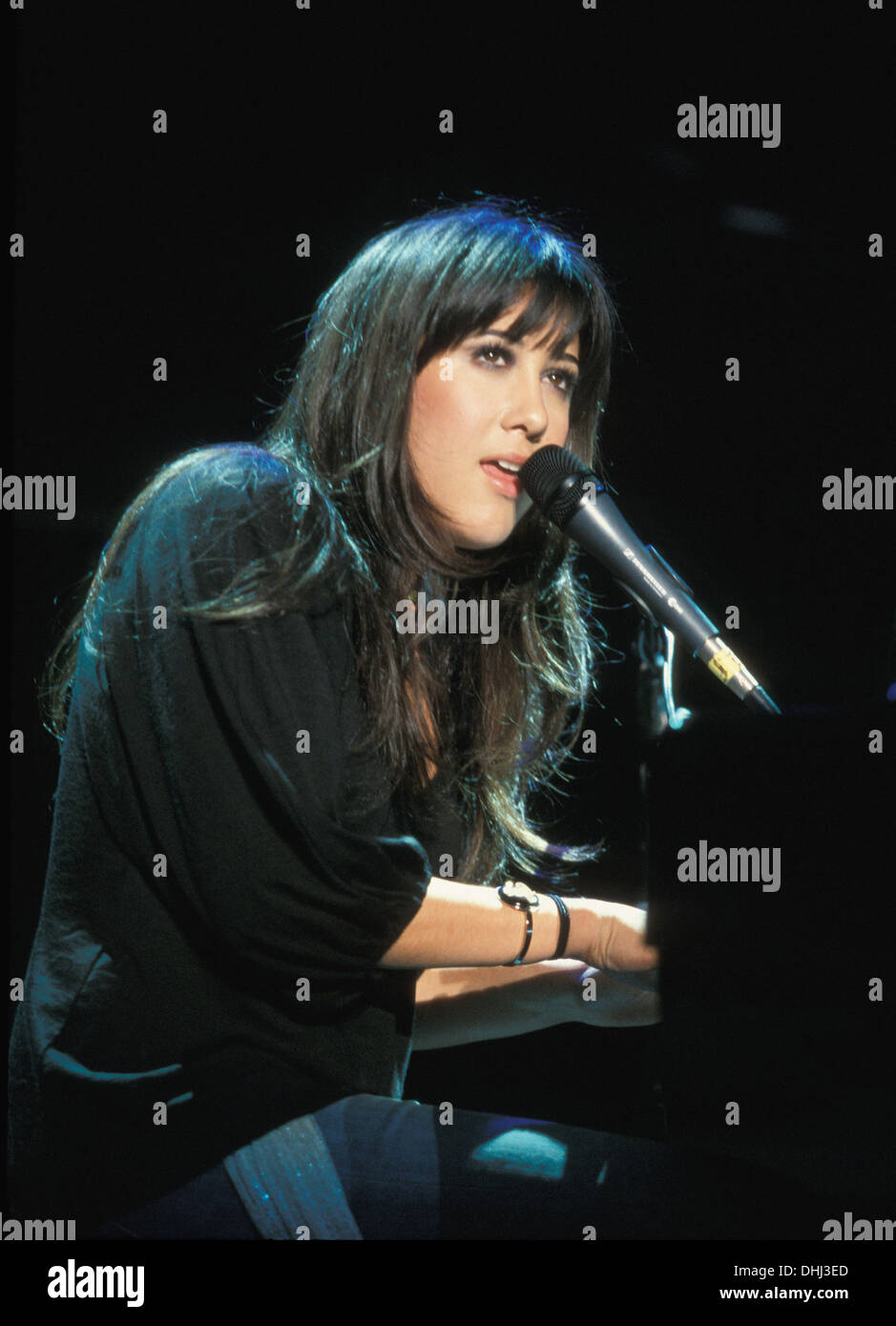 Vanessa carlton 2002 hi-res stock photography and images - Alamy