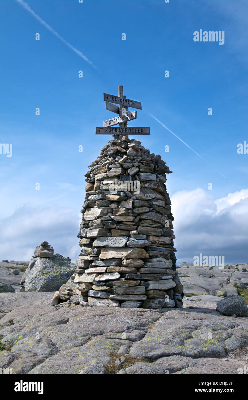 Kjeragbolten landschaft hi-res stock photography and images - Alamy