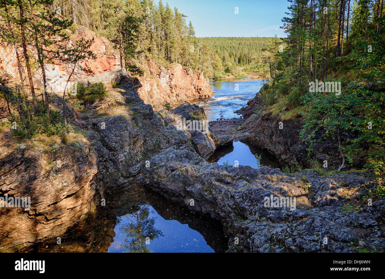 Pine river pond hi-res stock photography and images - Alamy