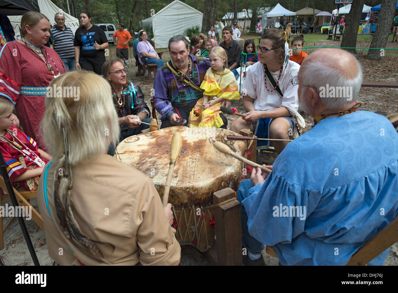 Native american drum circle drumming hi-res stock photography and ...