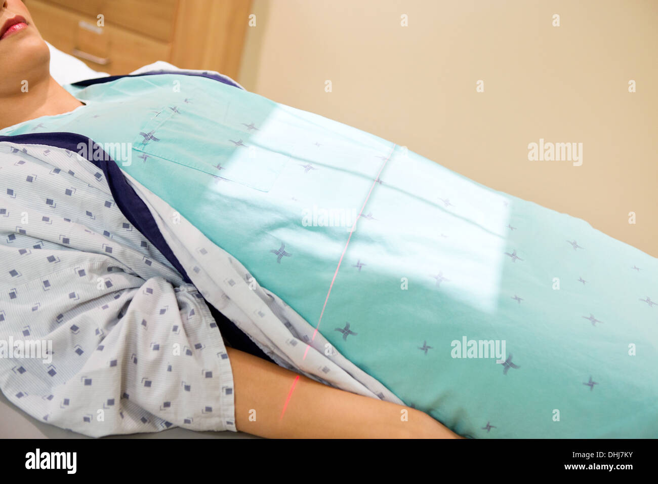 Patient Getting Xray Stock Photo - Alamy