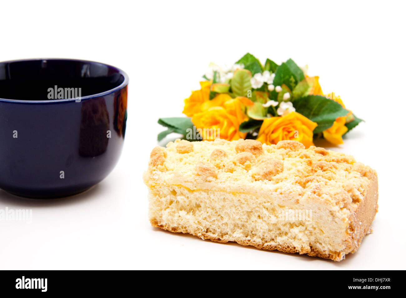 Crumb cakes with porcelain cup Stock Photo - Alamy