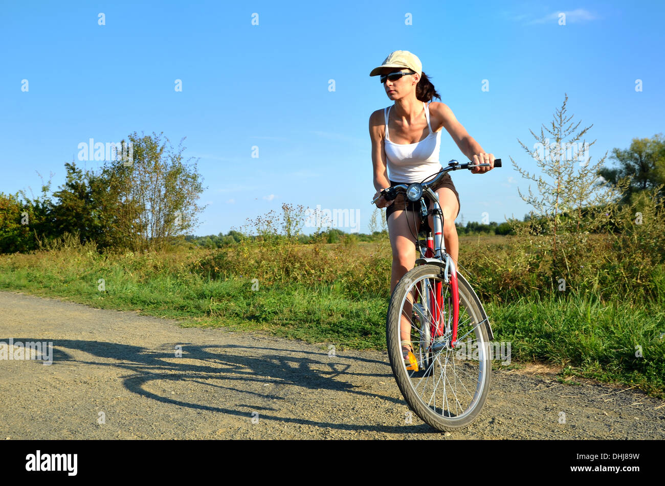 Female in countryside country side hi-res stock photography and images ...