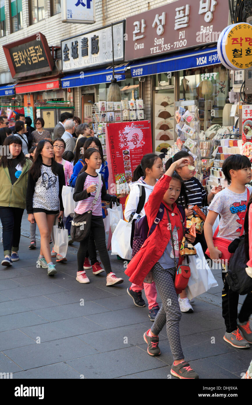 South korea children hi-res stock photography and images - Alamy