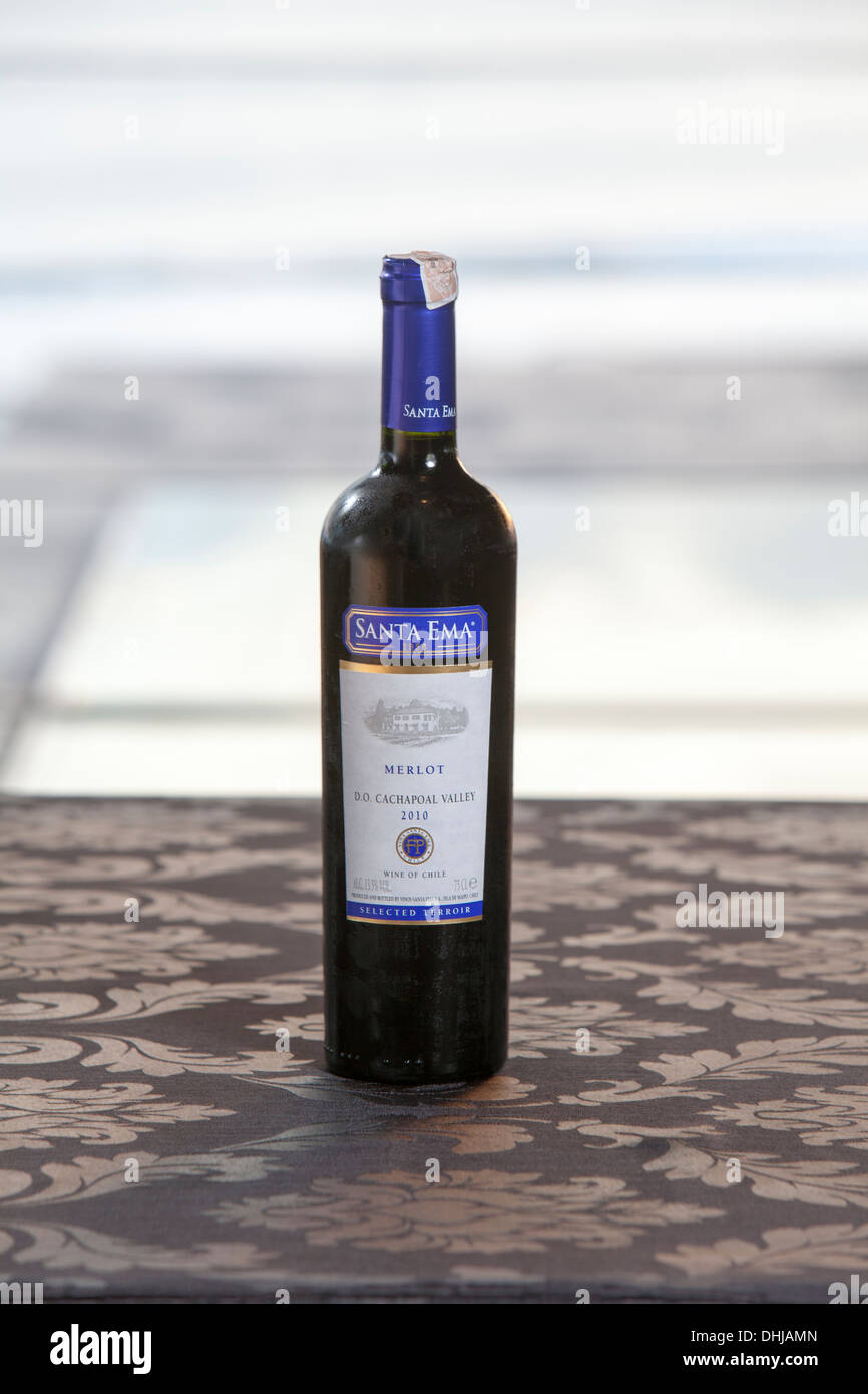 Santa Ema Merlot do cachapoal valley chile wine red bottle table ...