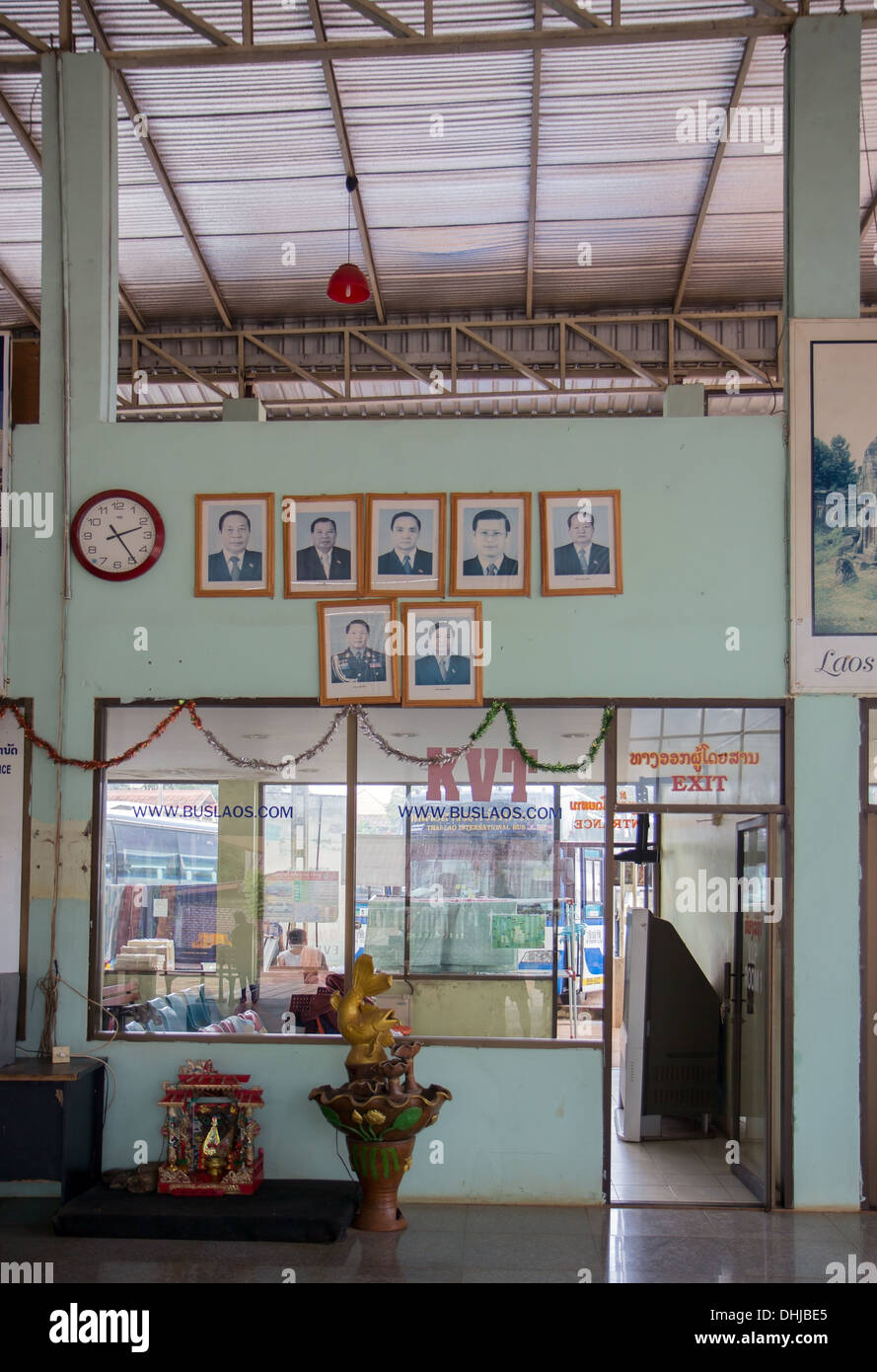 International bus station hi-res stock photography and images - Alamy