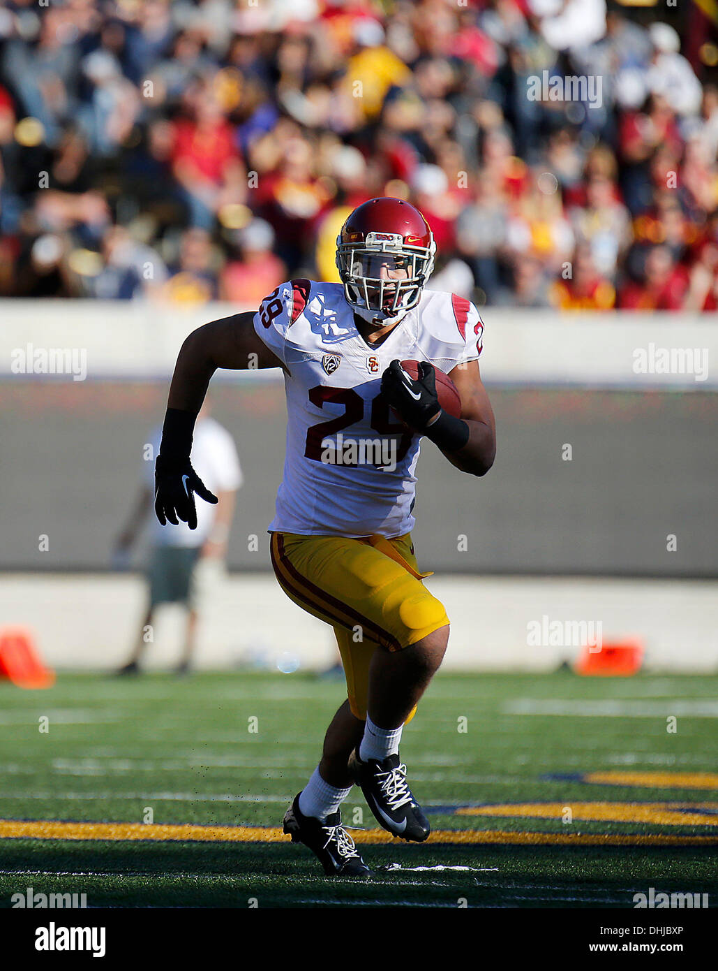 Ty isaac hi-res stock photography and images - Alamy