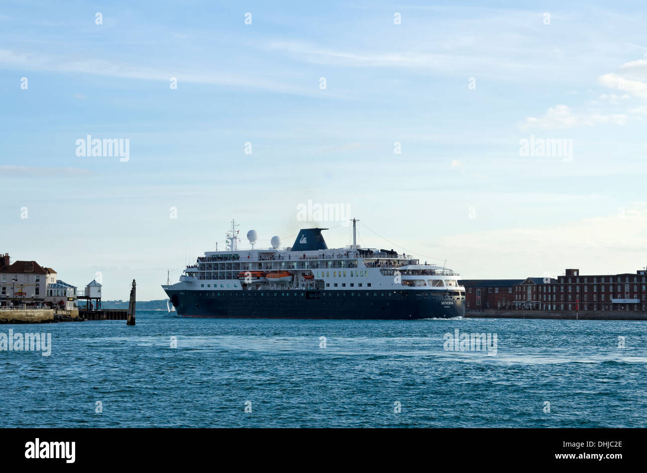 Ocean minerva ship hi-res stock photography and images - Alamy