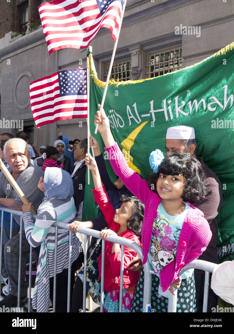 Parade waving usa flags hi-res stock photography and images - Alamy