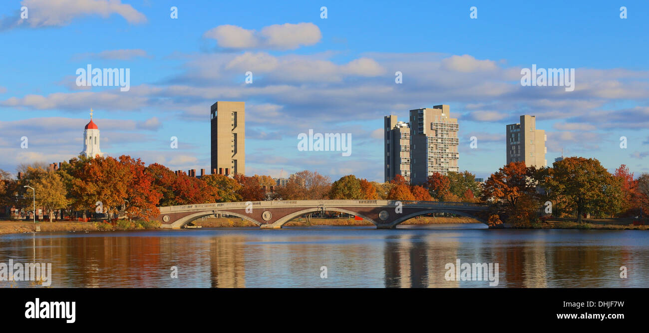 Boston harvard campus river hi-res stock photography and images - Alamy