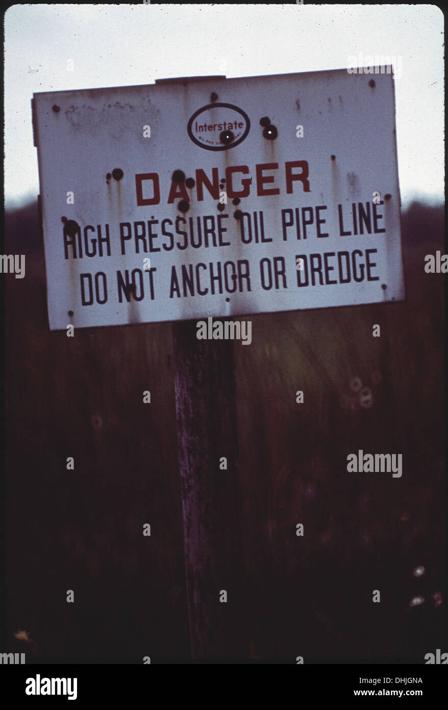 Submerged hazard warning sign hi-res stock photography and images - Alamy