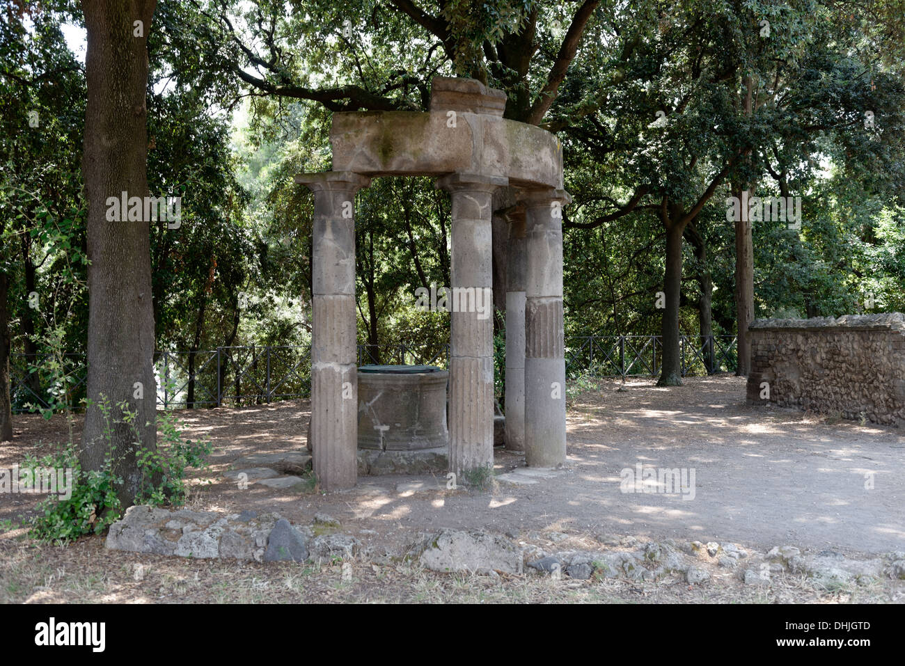 Triangular temple hi-res stock photography and images - Alamy