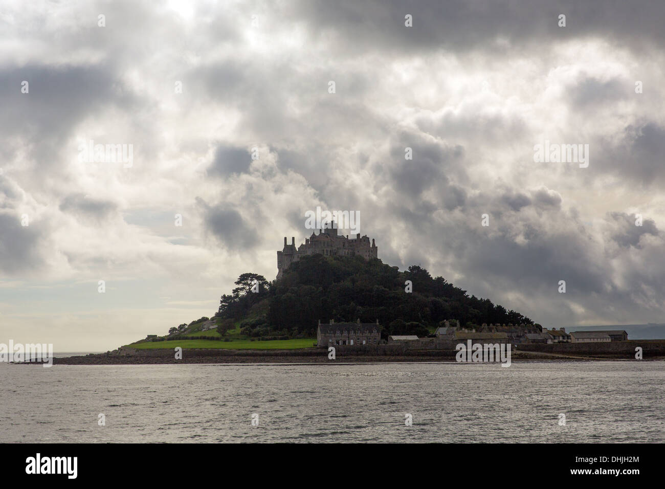 Dull walls hi-res stock photography and images - Alamy