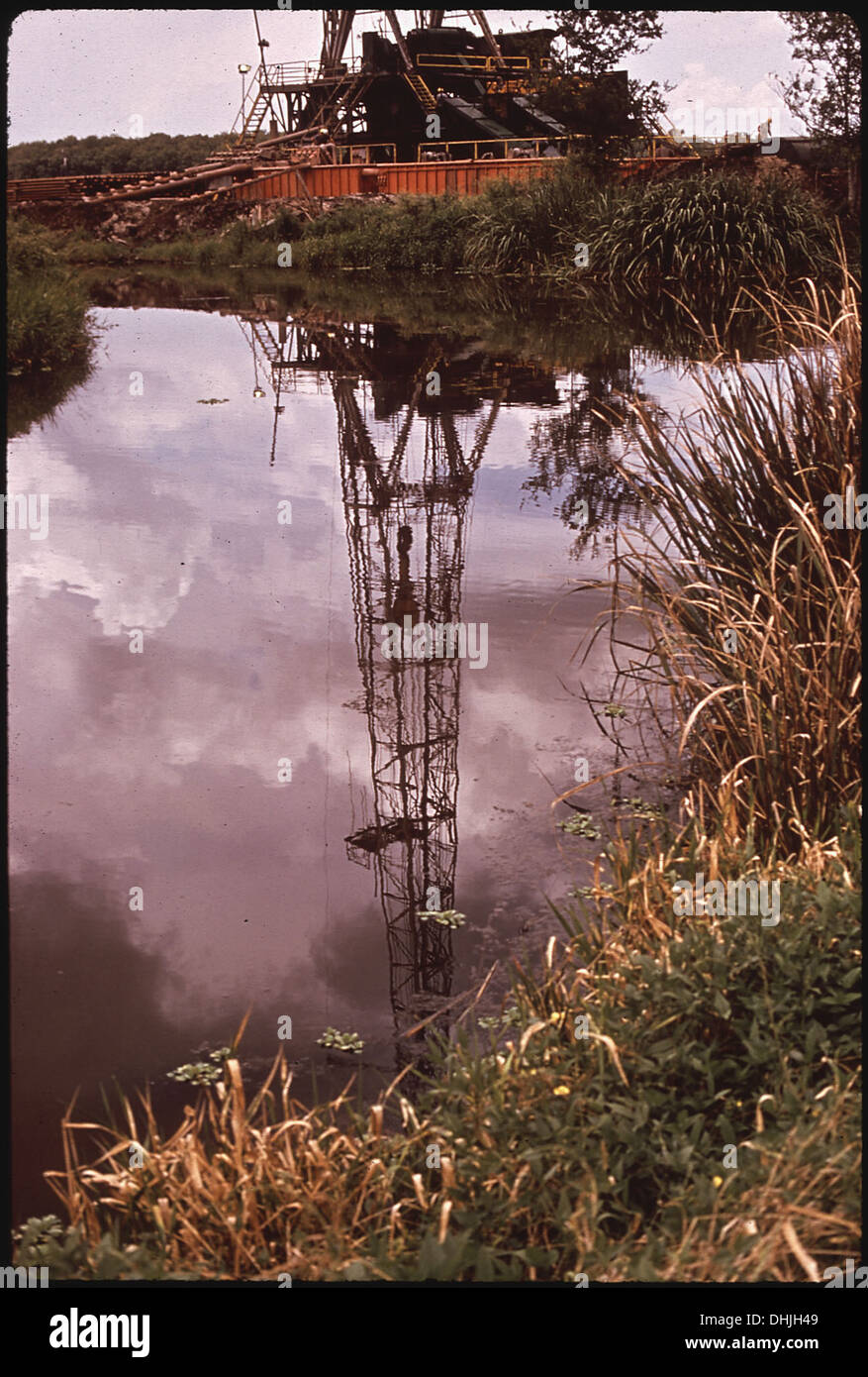 Oil rig gulf mexico louisiana hi-res stock photography and images - Alamy