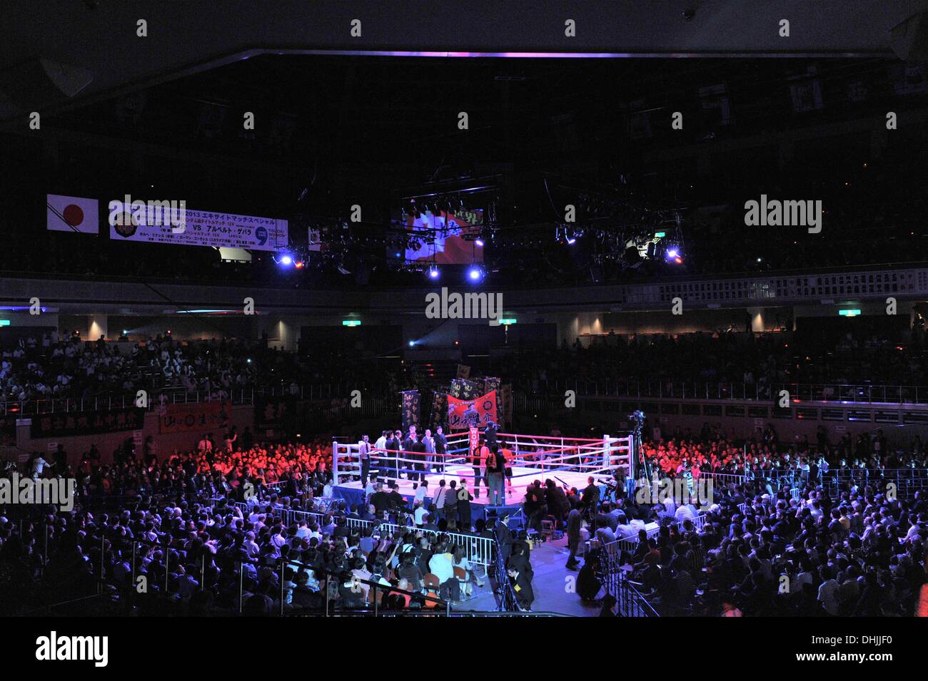 Tokyo, Japan. 10th Nov, 2013. Ryogoku Kokugikan Boxing : A general view ...