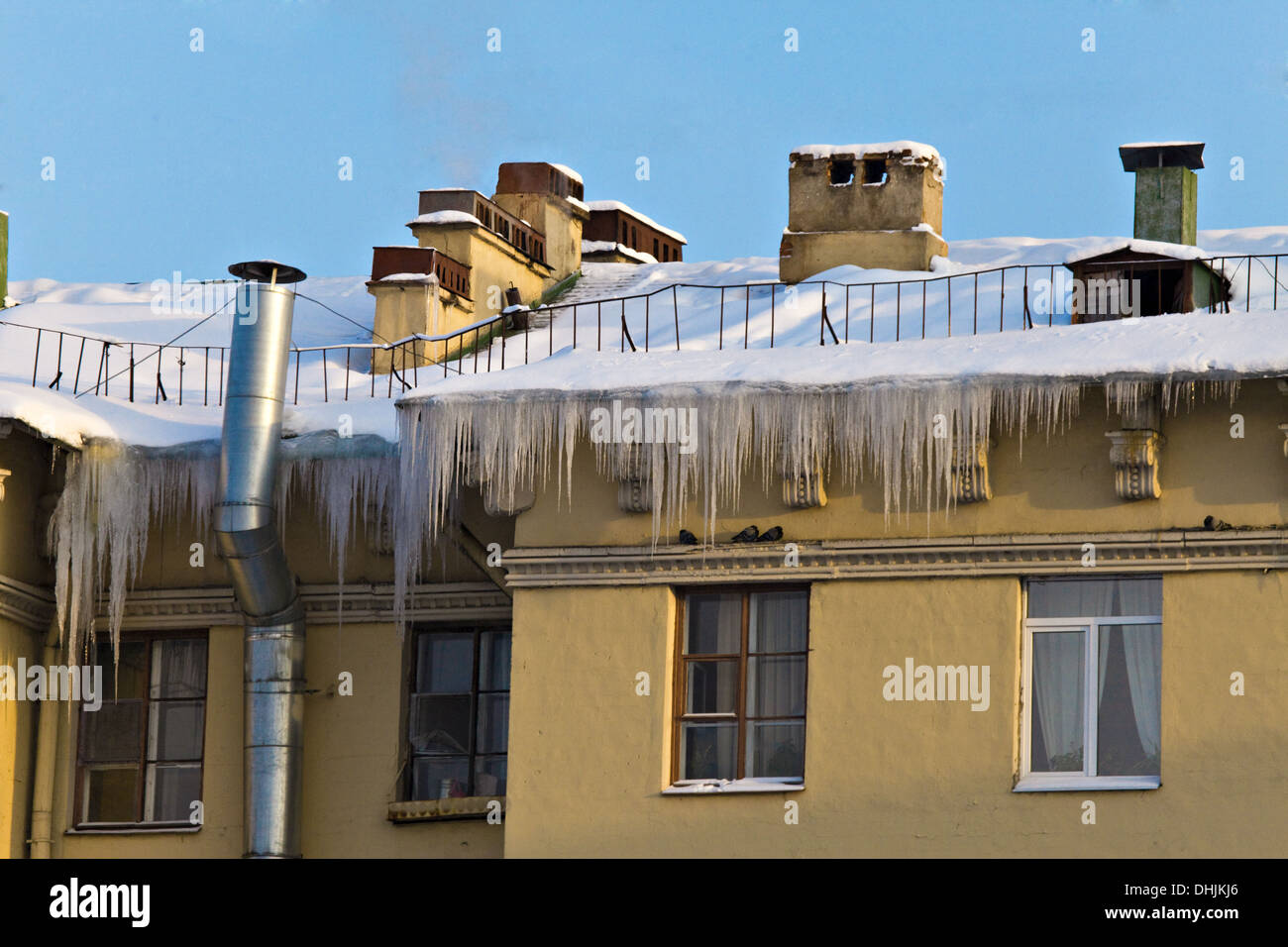Icicle roof edge icicles hi-res stock photography and images - Alamy