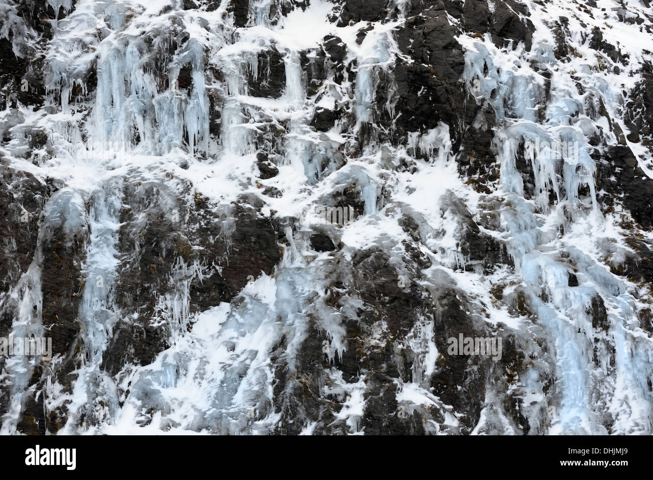 Ice cliff detail hi-res stock photography and images - Alamy