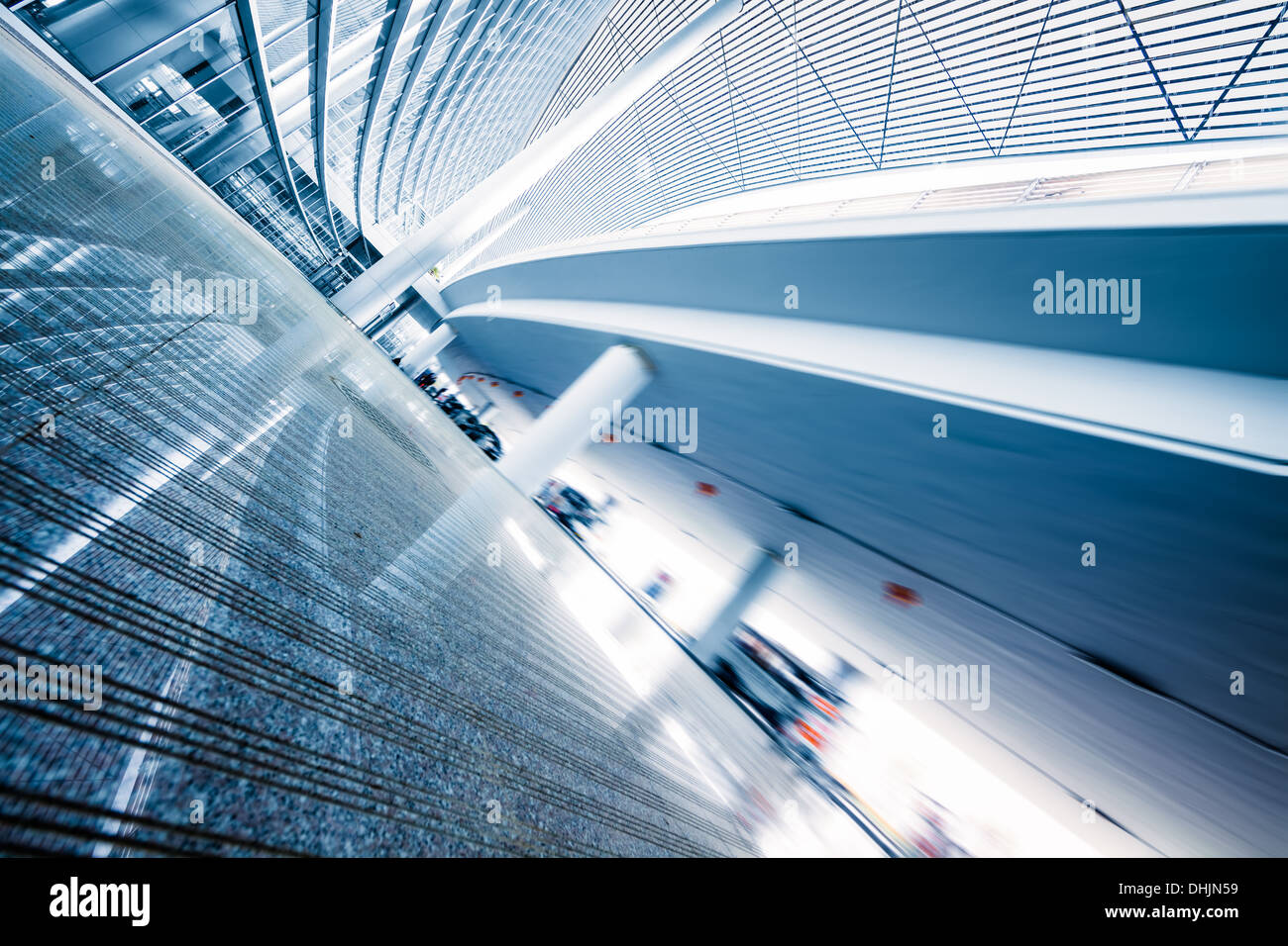 Airport walkway white hi-res stock photography and images - Alamy