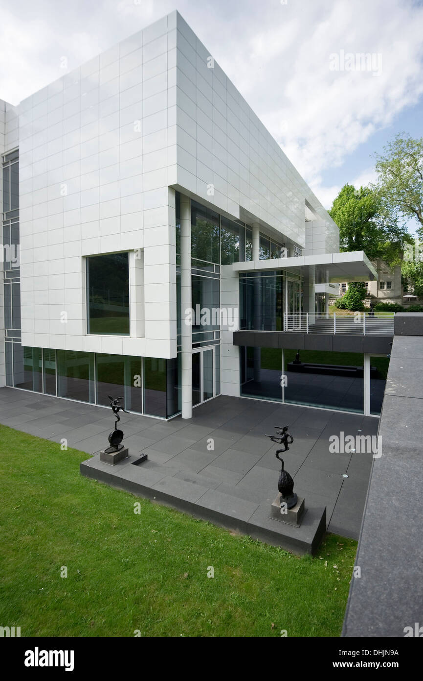 Exterior view of the museum Frieder Burda, architect Richard Meier, Baden-Baden, Black Forest ...