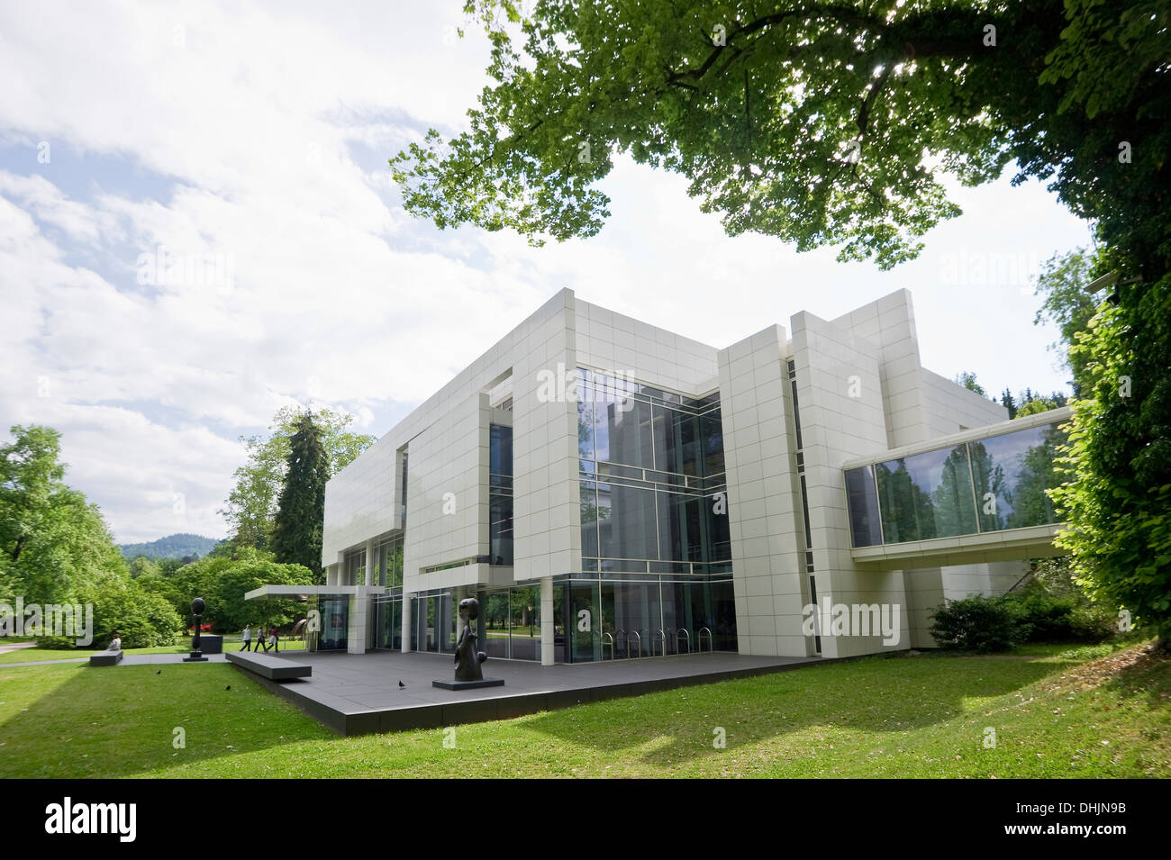 Exterior view of the museum Frieder Burda, architect Richard Meier ...