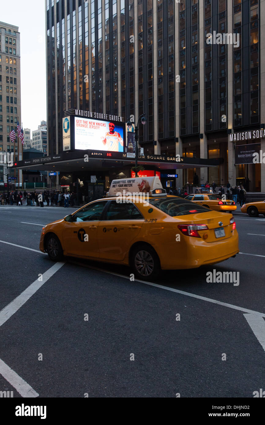 Yellow Taxi cab, Manhattan, New York City, United States of America ...