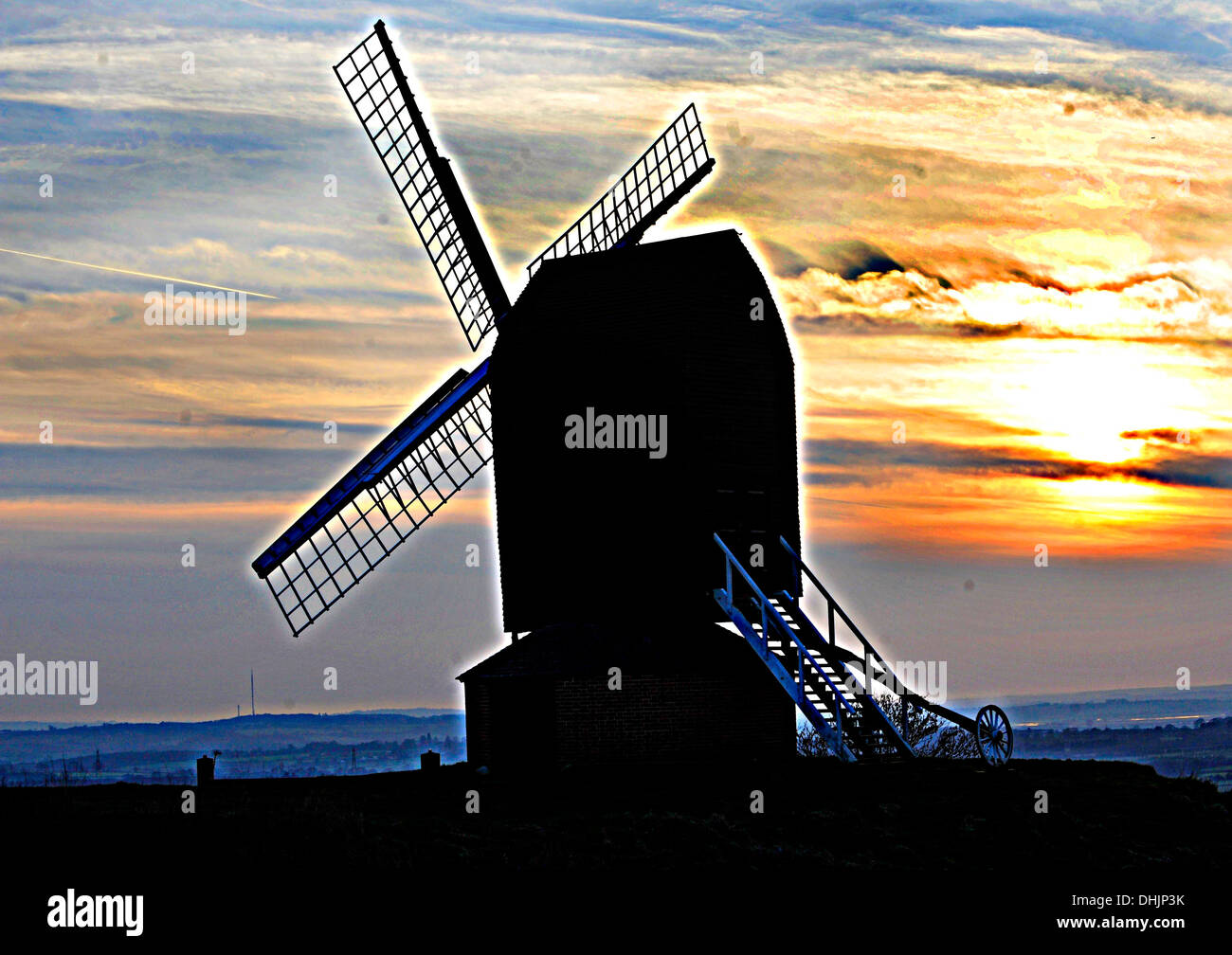 Brill windmill at night hi-res stock photography and images - Alamy