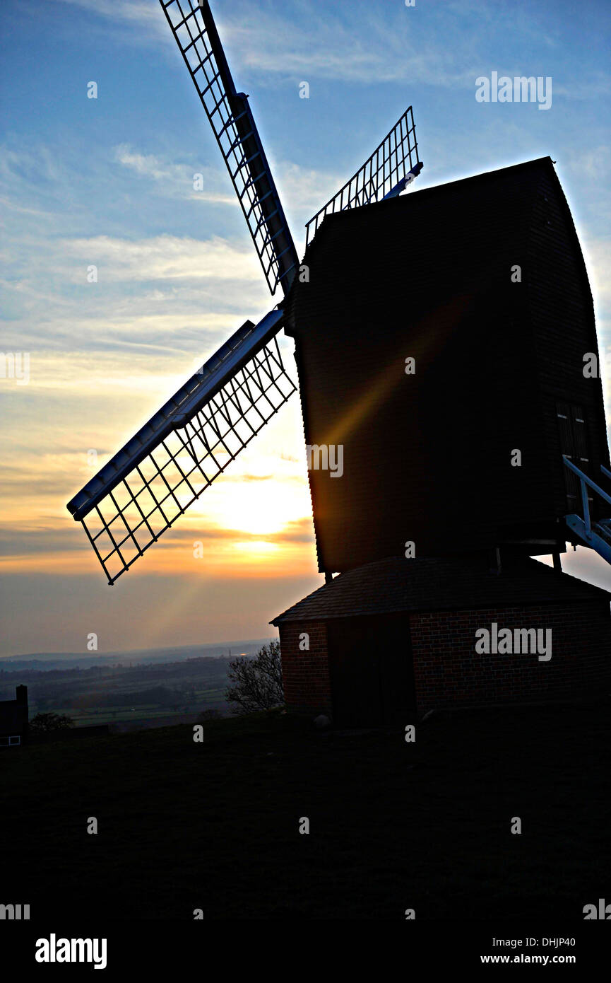 News sunset hi-res stock photography and images - Alamy