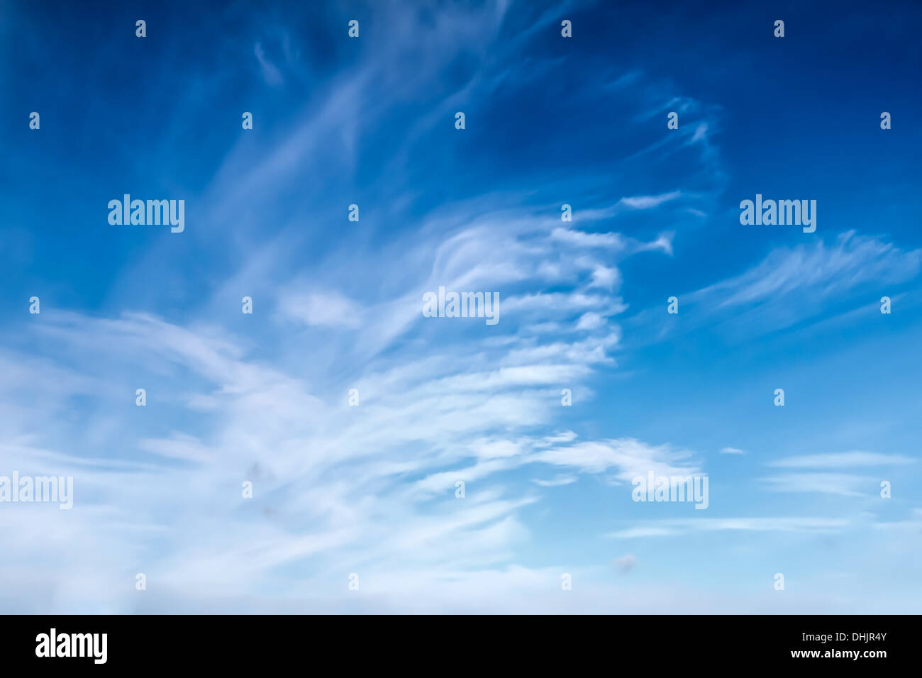 Blue wispy sky Stock Photo - Alamy
