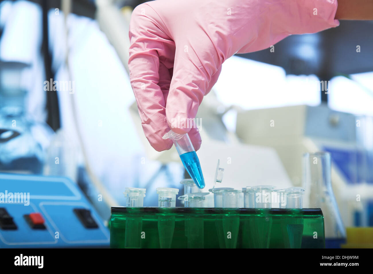 Laboratory tube test molecular hi-res stock photography and images - Alamy