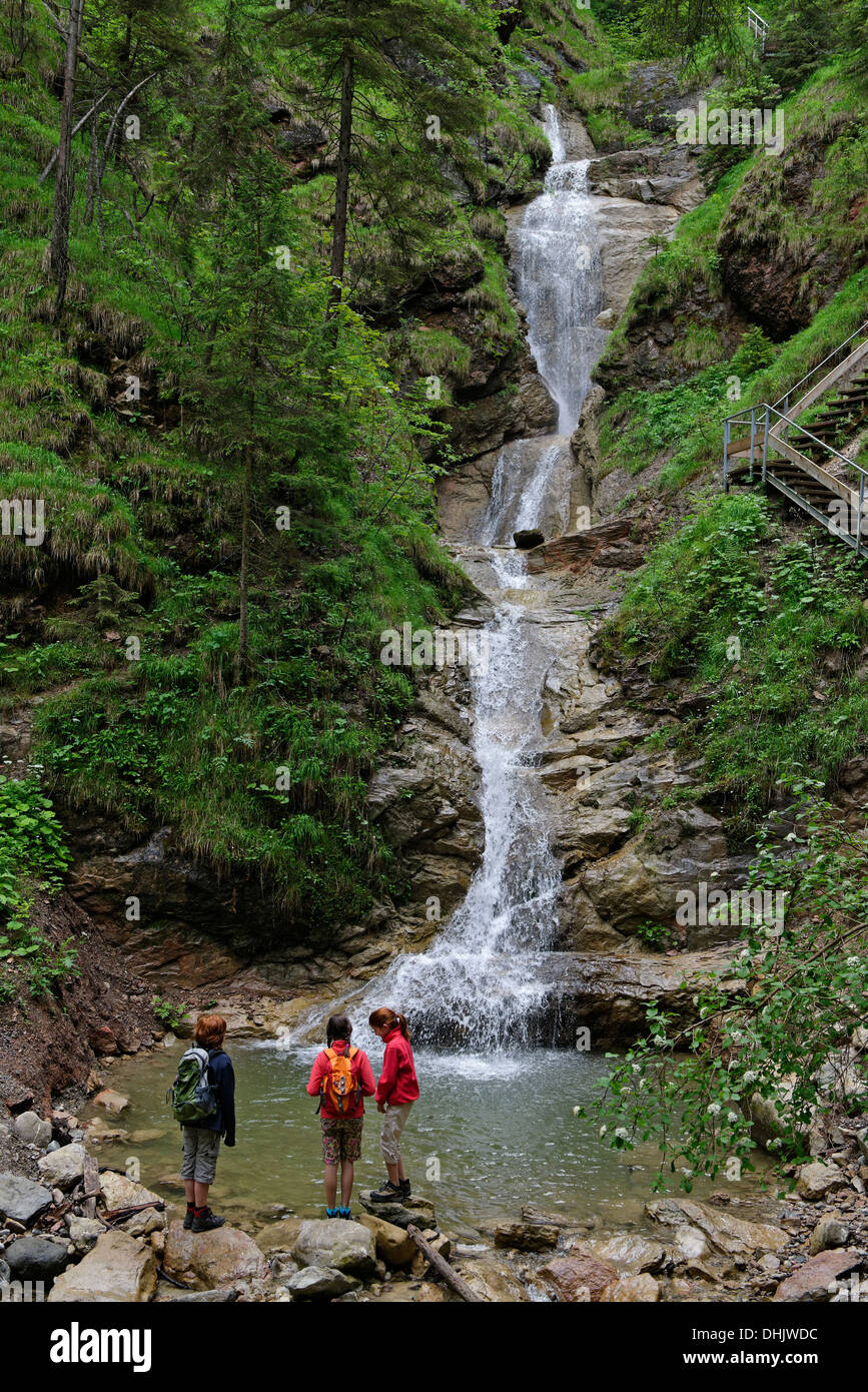 Germany, Bavaria, Allgaeu, hikers at the waterfall path, Nesselwang ...