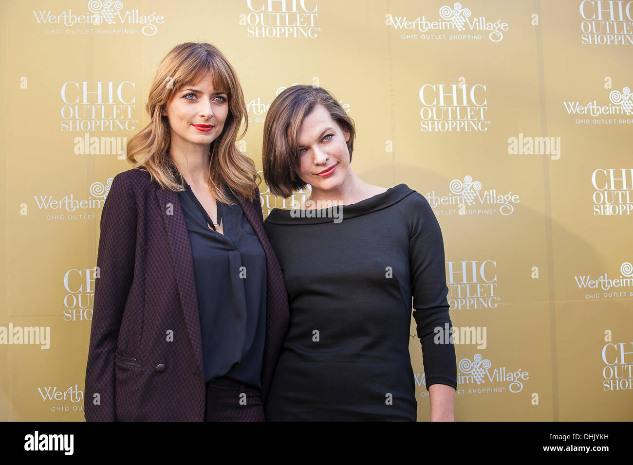 Wertheim, Germany. 11th Nov, 2013. German Model Eva Padberg and Model ...