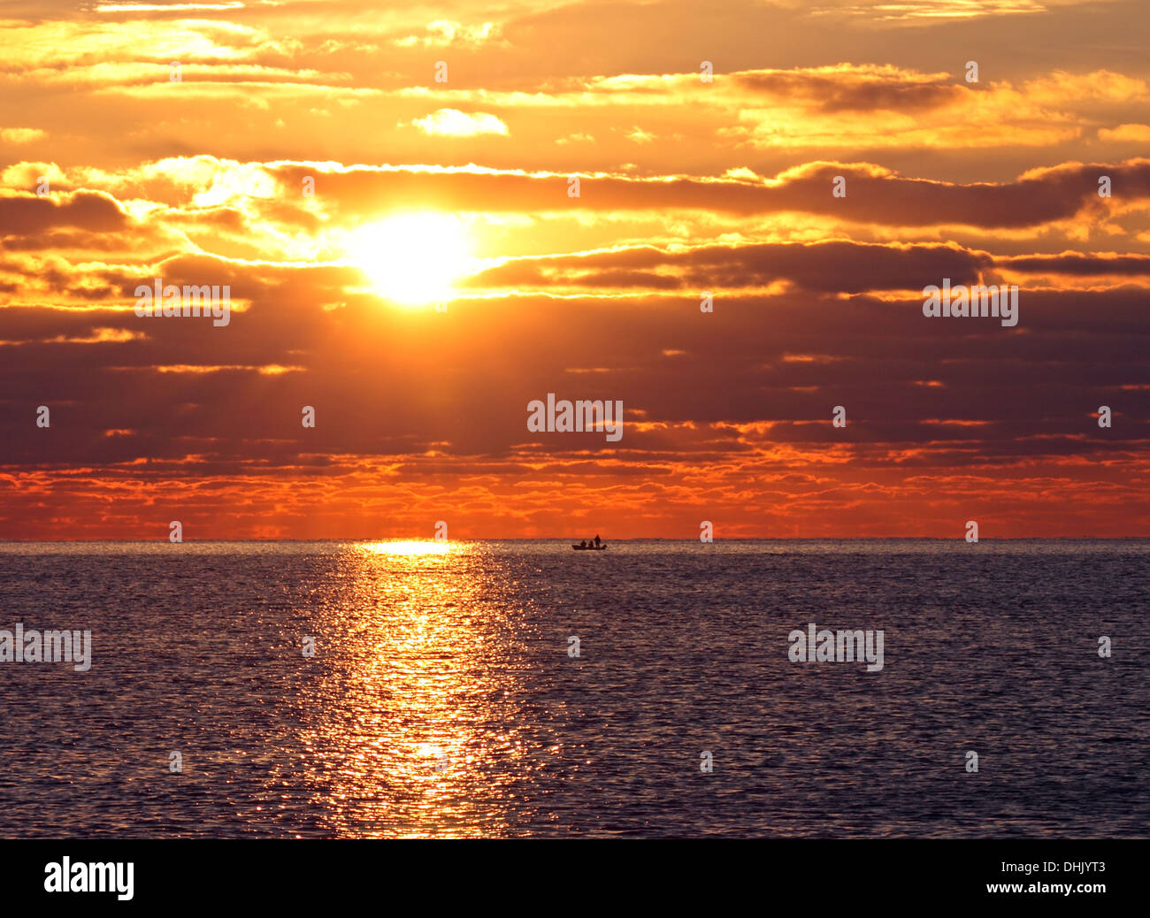 Black sea sunrise hi-res stock photography and images - Alamy