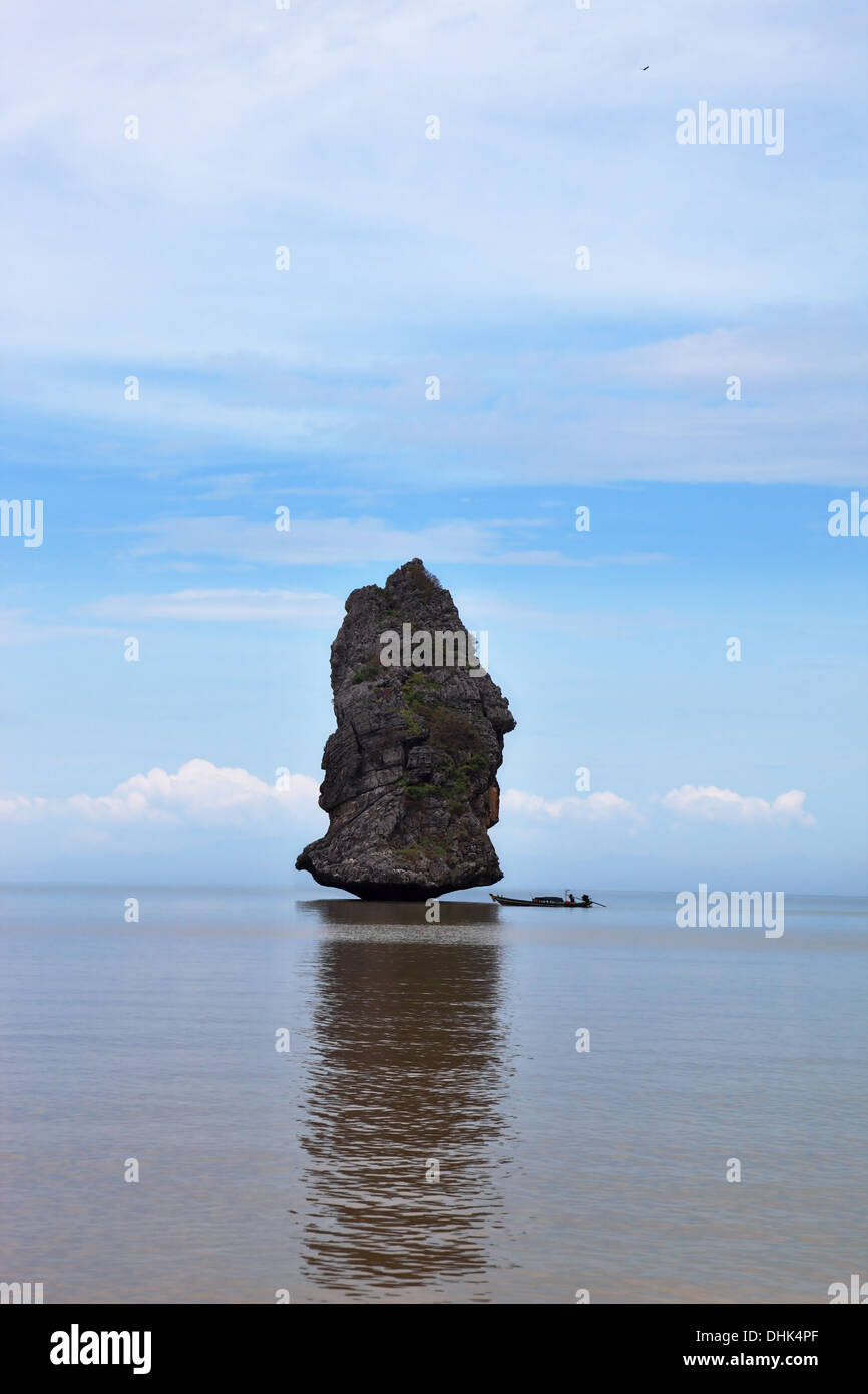 A magnificent island-rock Sail Rock Stock Photo - Alamy