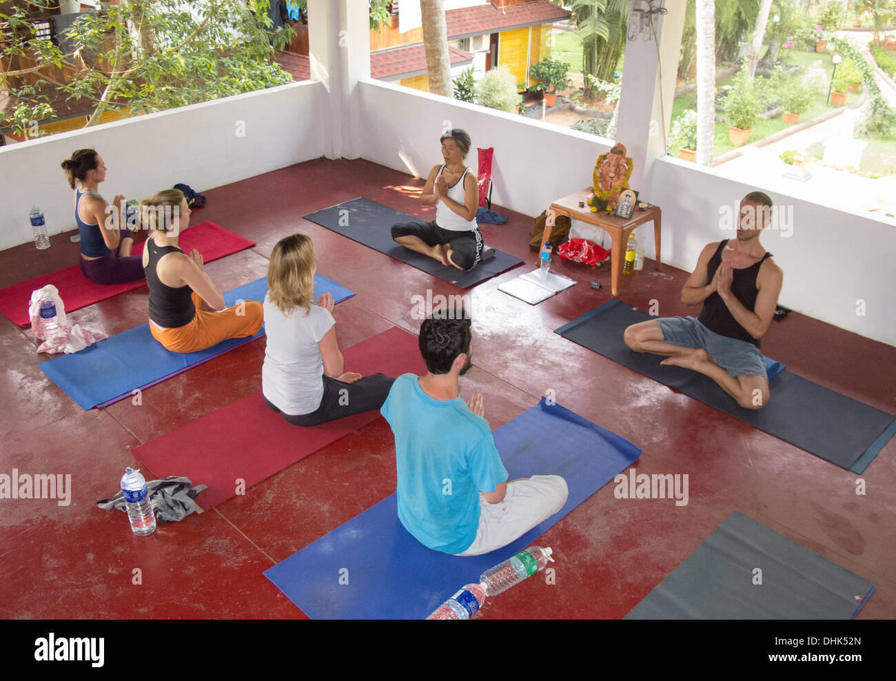 Exercise classes indoor hi-res stock photography and images - Alamy