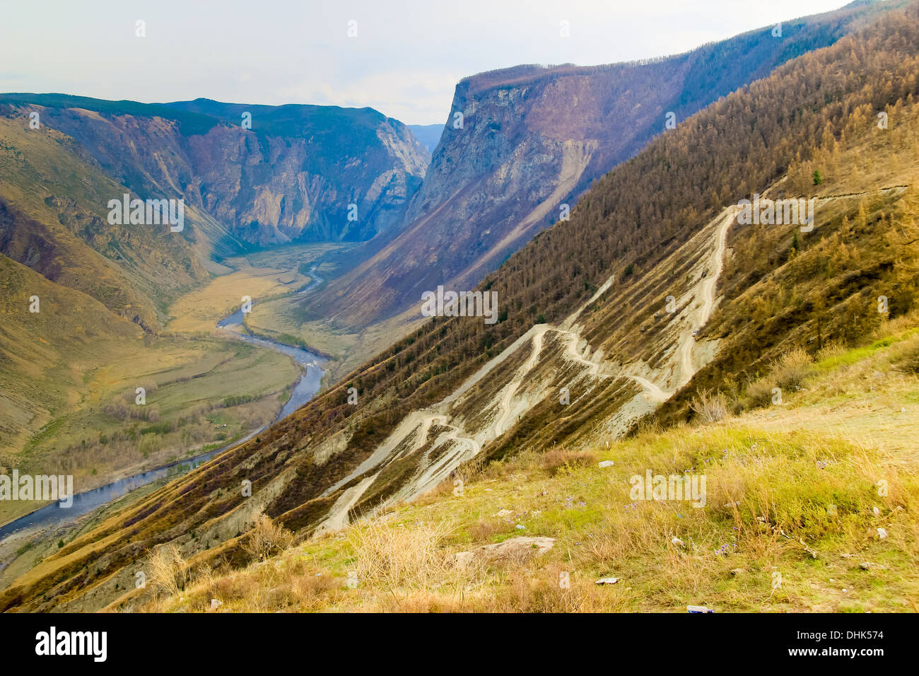 Very steep road hi-res stock photography and images - Alamy