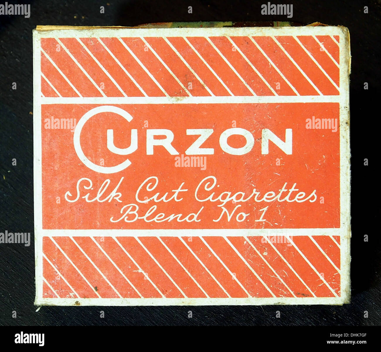 Silk cut the mild cigarette hi-res stock photography and images - Alamy