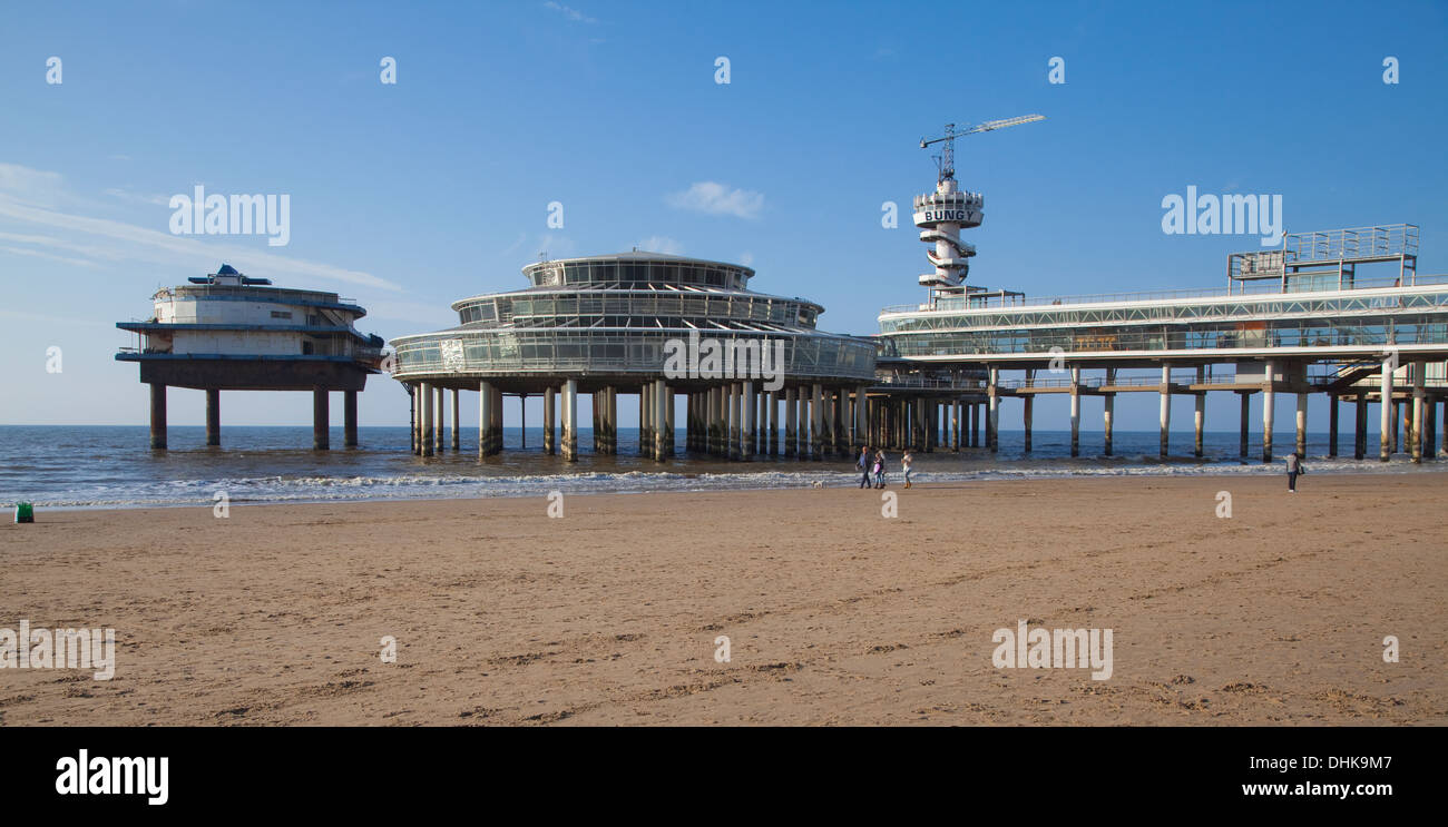 Pavillon pier hi-res stock photography and images - Alamy