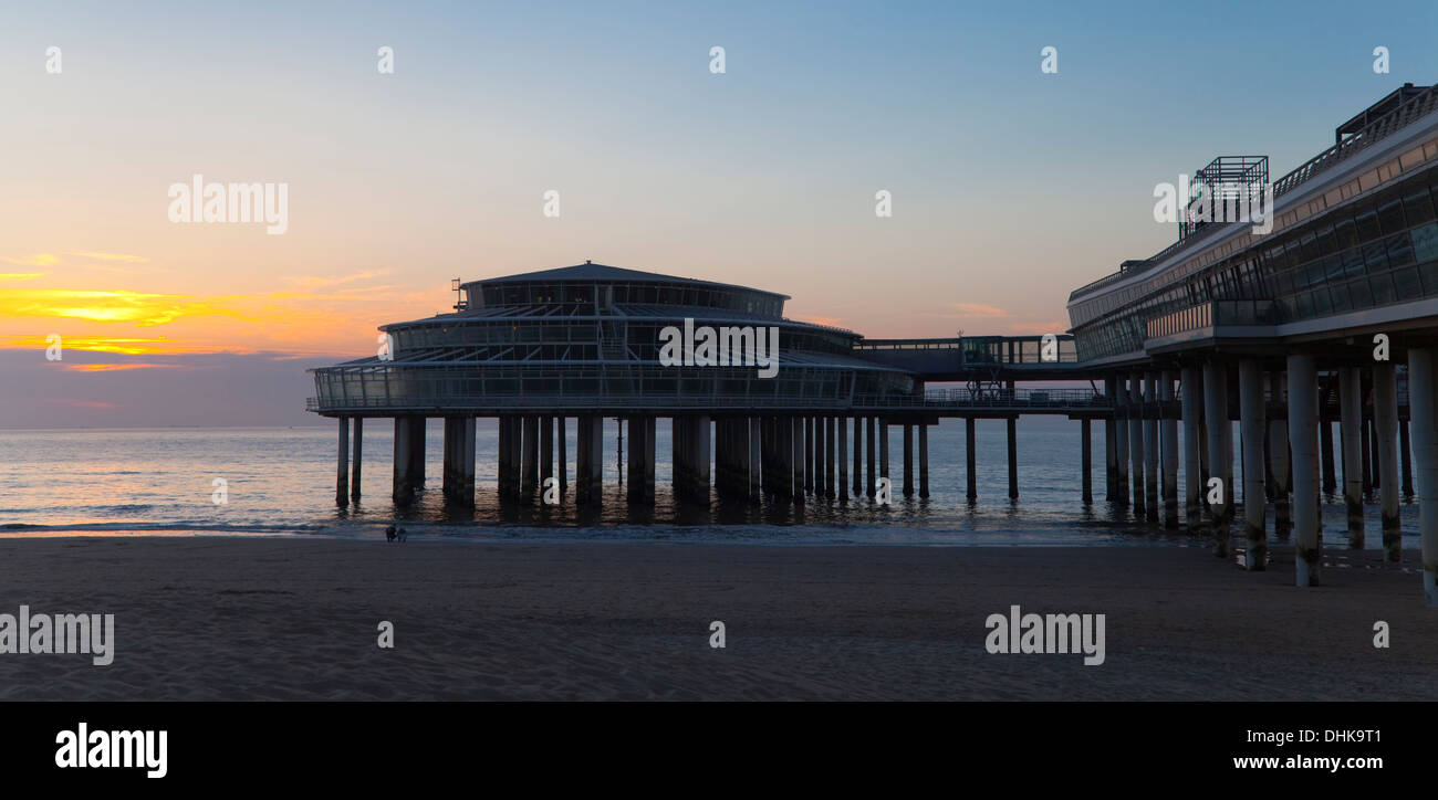 Europe, Netherlands, Den Haag, Scheveningen, Pier Stock Photo - Alamy