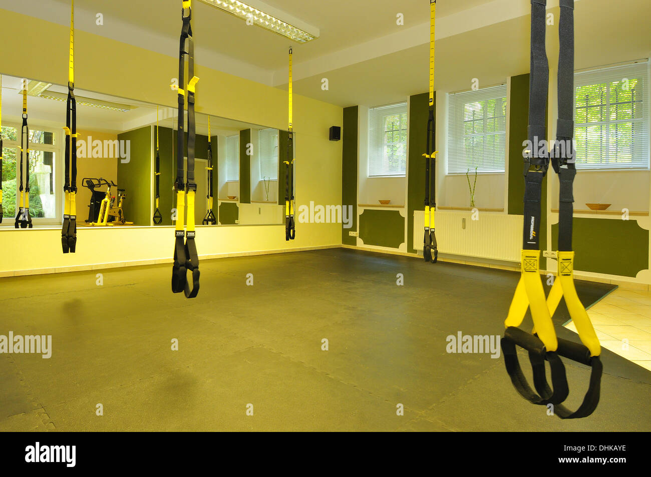 Trx hi-res stock photography and images - Alamy