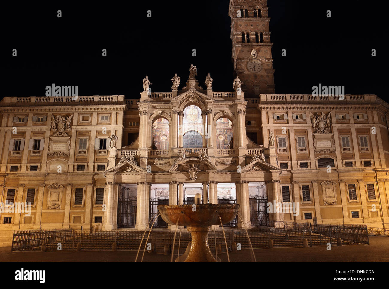 Santa maria maggiore at night hi-res stock photography and images - Alamy