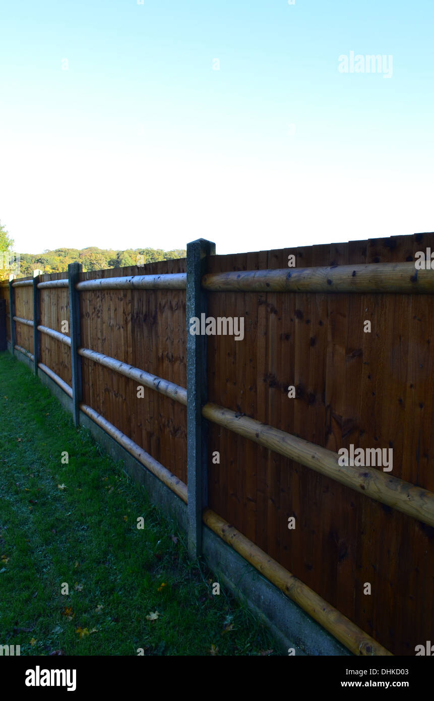 Panel fence hi-res stock photography and images - Alamy