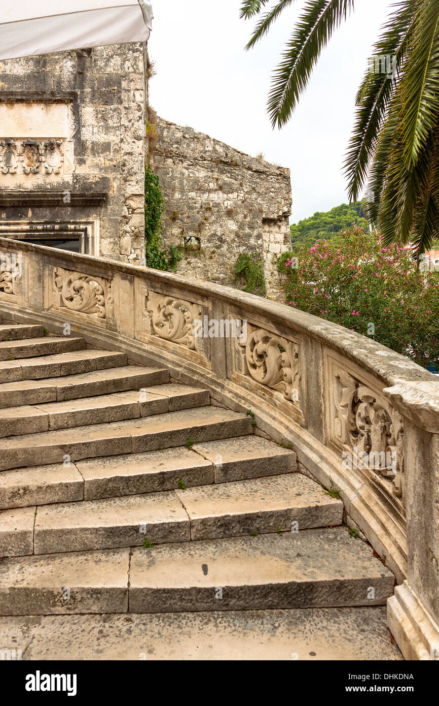 Decorative stone stairs in Korcula, Croatia Stock Photo - Alamy