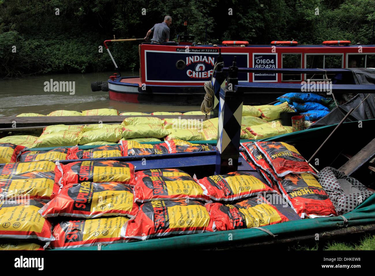 Historic canal boat with coal hi-res stock photography and images - Alamy