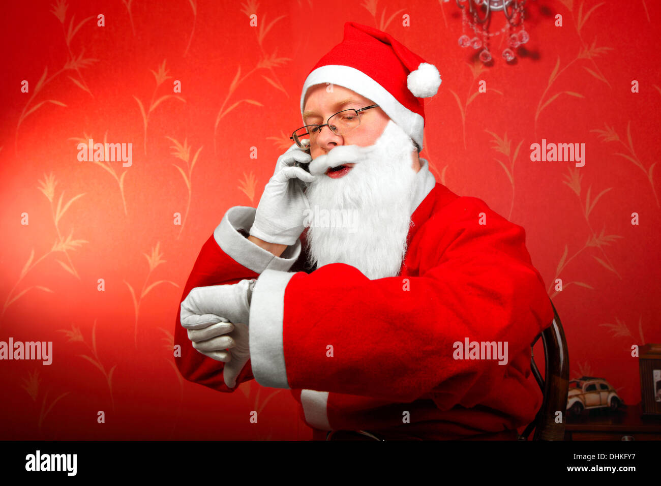 Santa looking watch hi-res stock photography and images - Alamy