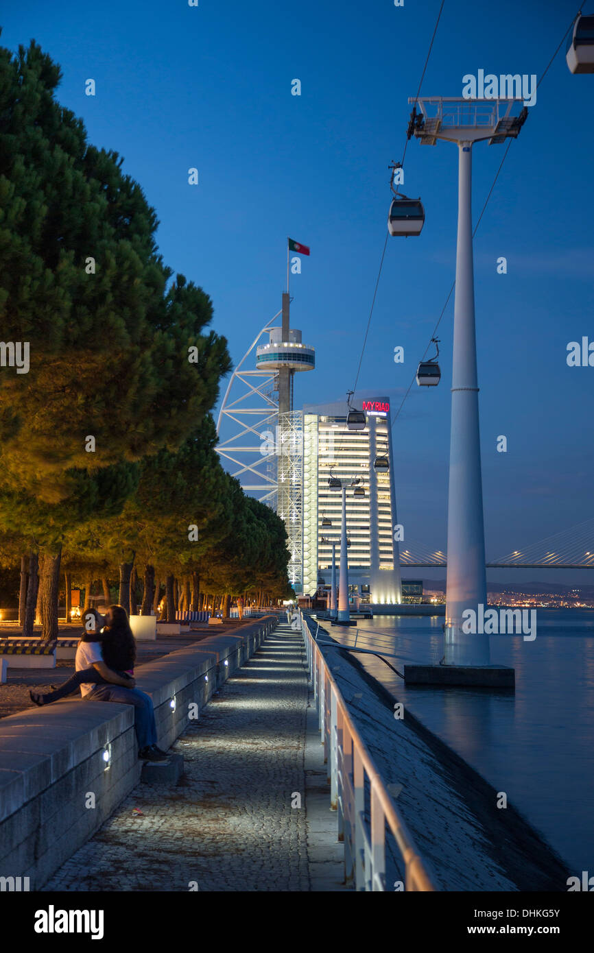 Smooching hi-res stock photography and images - Alamy